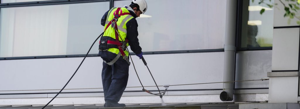 Q3 - UK Leading Facility Management and Maintenance Providers